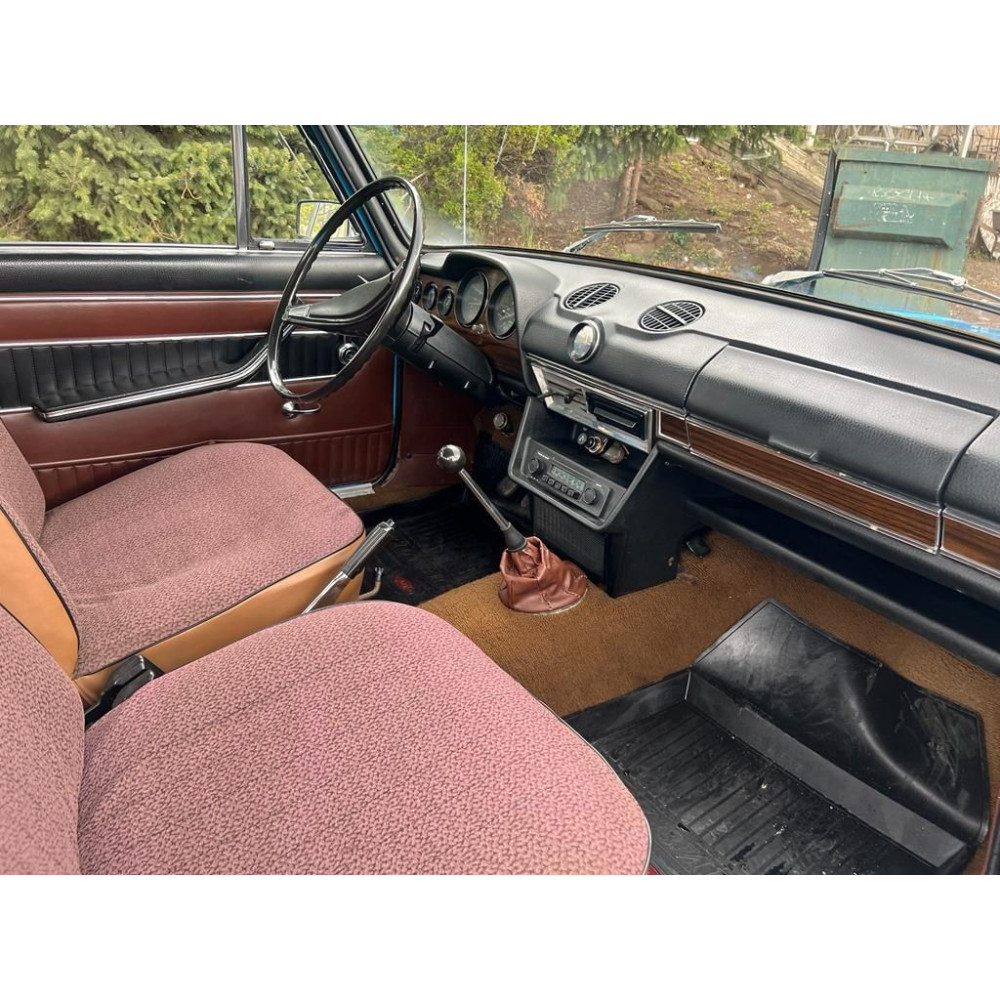 Buy Lada VAZ 2103 in the USA - sovietcars.com - sovietcars.com